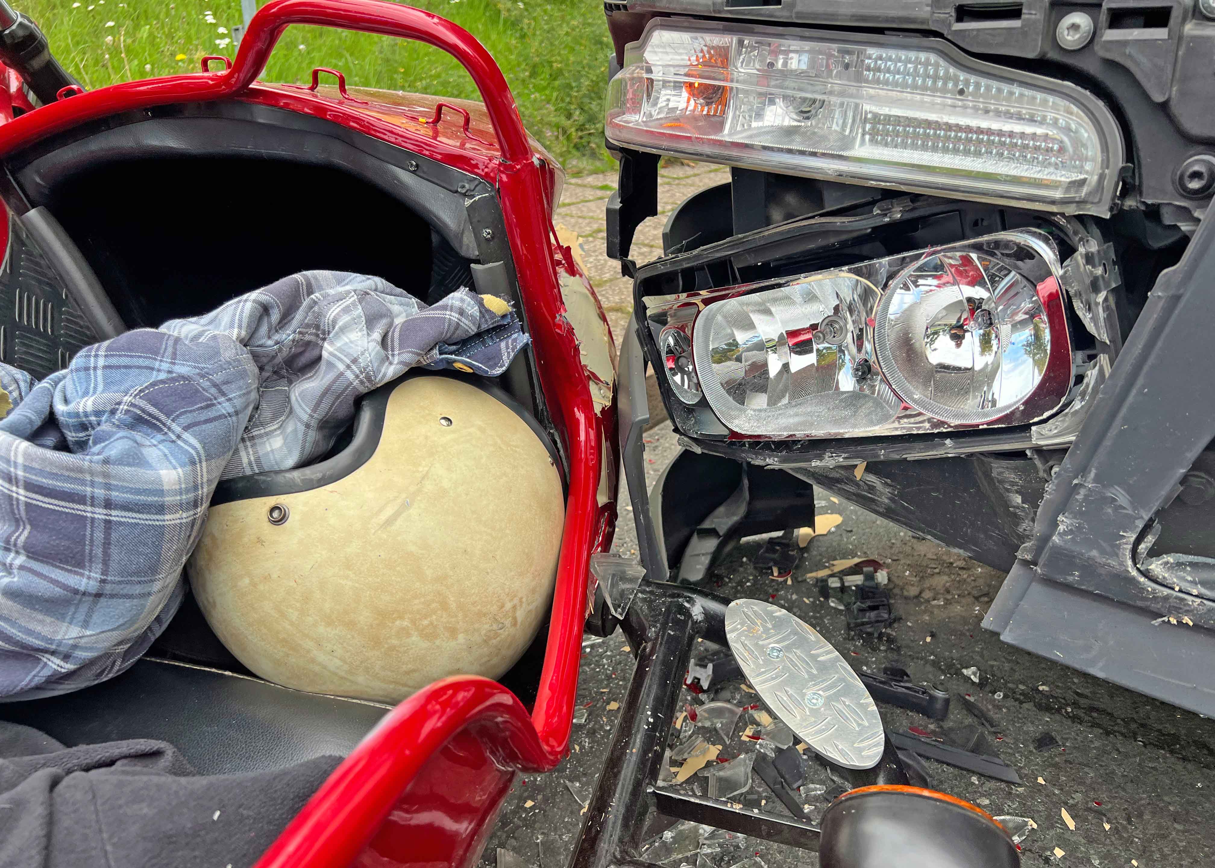 Jenaer Nachrichten – Harley-Unfall in Jena: Motorradfahrer schwer verletzt